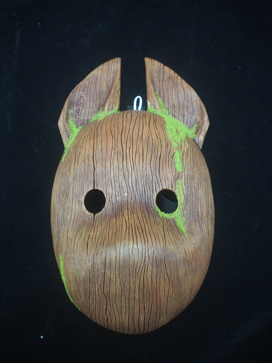 Wood grain mask with Ears and Moss – Bueshang's Creations
