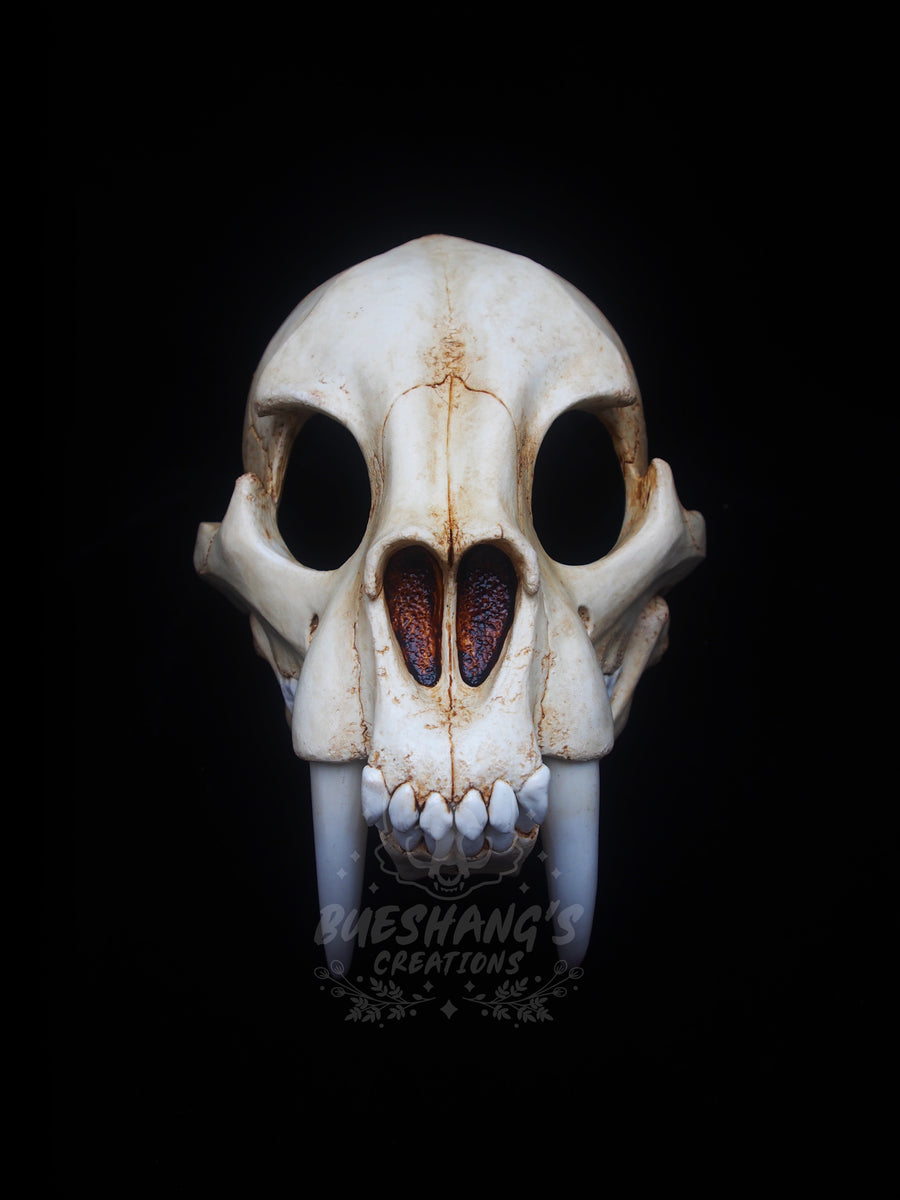 Sabertooth Skull Mask - Full – Bueshang's Creations